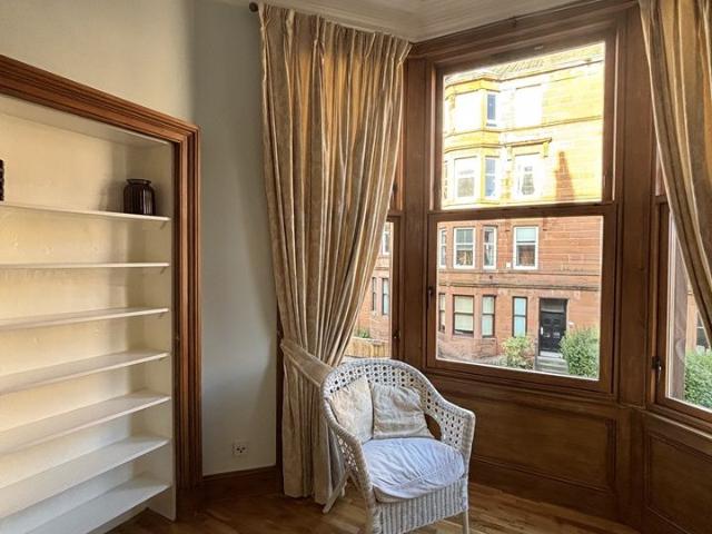 1 Bed Flat, White St, G11