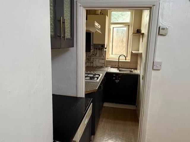 1 Bed Flat, Whitfield Road, E6