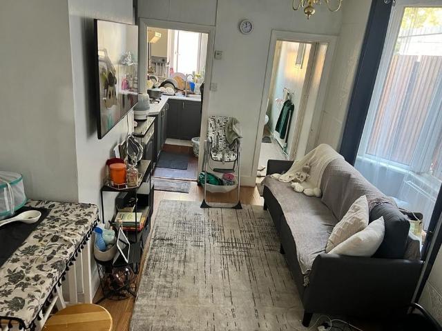 1 Bed Flat, Whitfield Road, E6