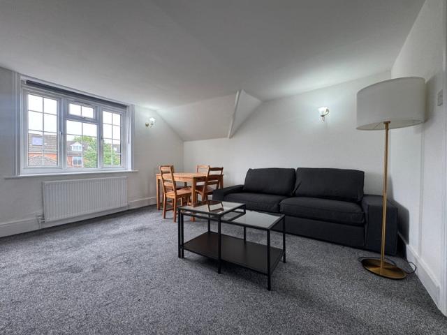 1 Bed Flat Willesden Green NW2 5JE
