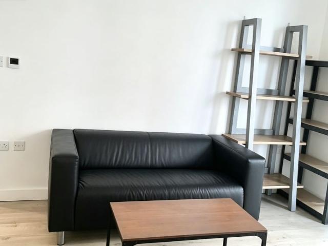1 Bed Flat, Willowbrook House, N4