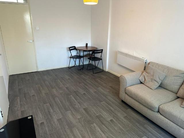 1 Bed Flat, Willoughby Lane, N17