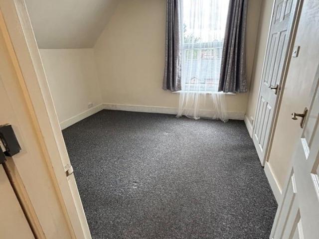 1 Bed Flat, Windmill Road, CR0