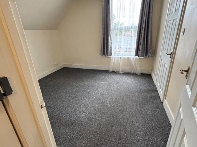 1 Bed Flat, Windmill Road, CR0