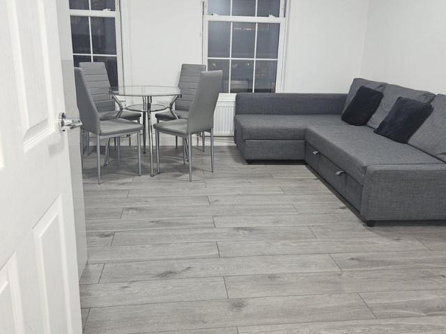 1 Bed Flat with 1 Bthrooms in Great location