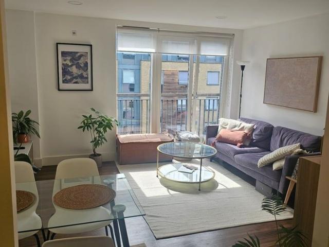 1 Bed Flat, Xchange Point, N7