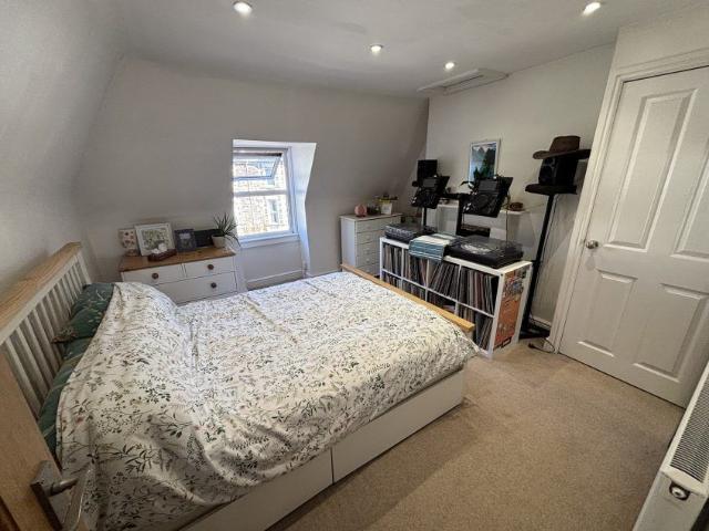 1 Bed Flat
