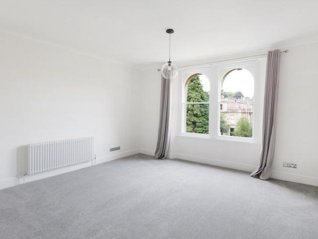 1 Bed Flat