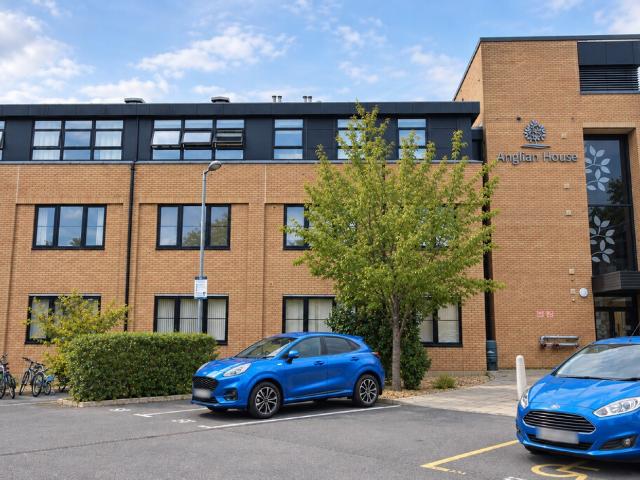 1 bed Ground Floor Flat To Let
