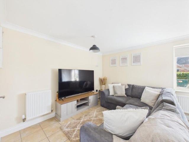 1 BED Ground floor flat To rent