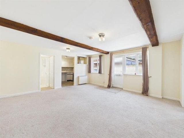 1 BED Ground floor flat To rent