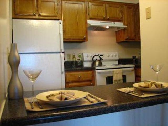 1 Bed Hickory Creek Apartment Homes