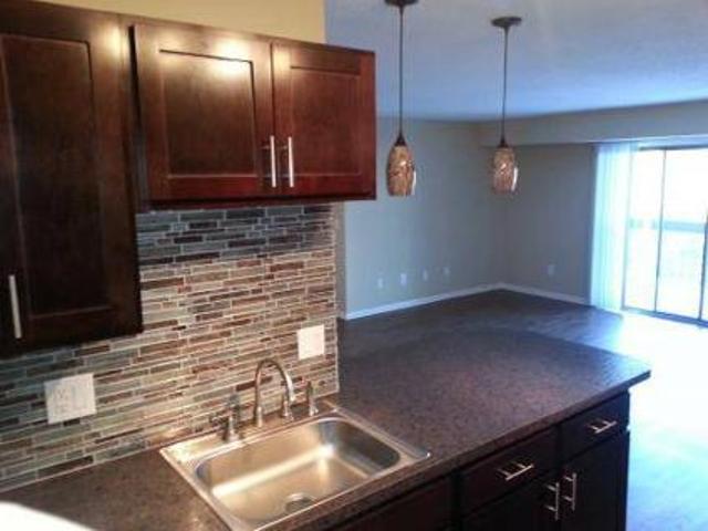 1 Bed Hidden Lakes Apartments