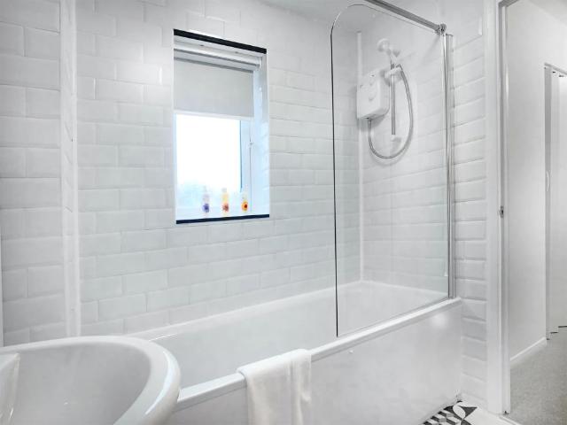 1 Bed, House