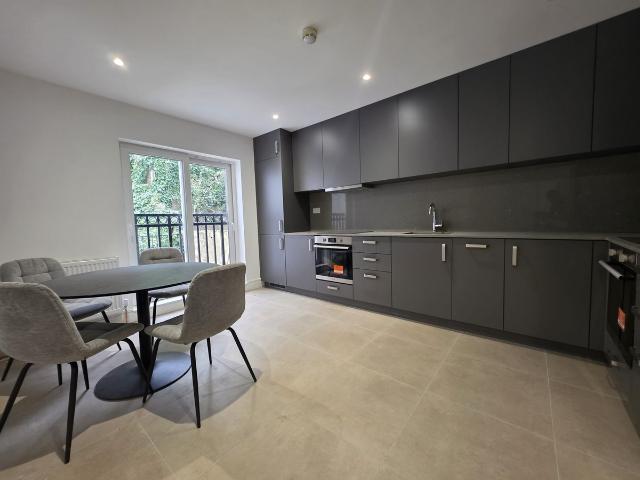 1 bed House To Let