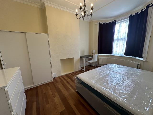 1 bed House To Let
