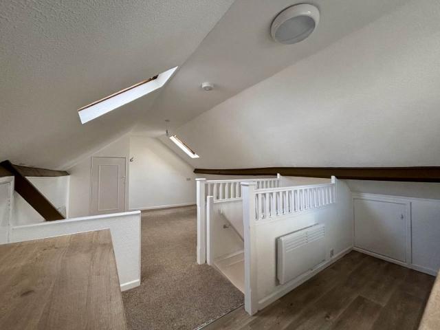 1 bed House To Let