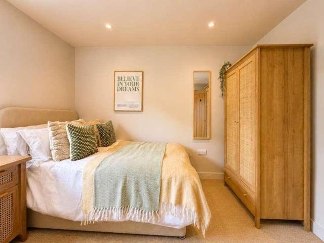 1 bed house to rent