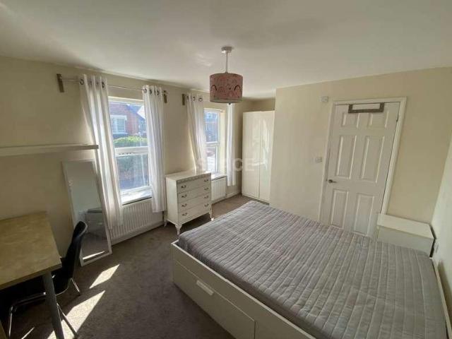 1 bed house to rent