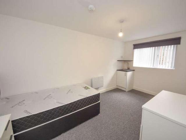 1 bed house to rent