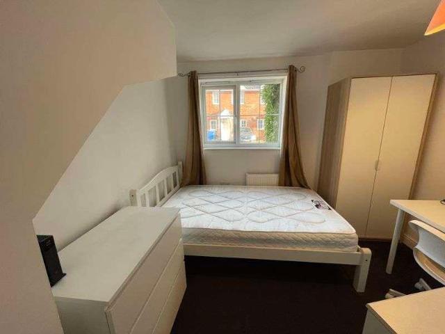 1 bed house to rent