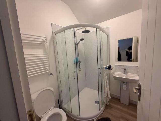 1 bed house to rent