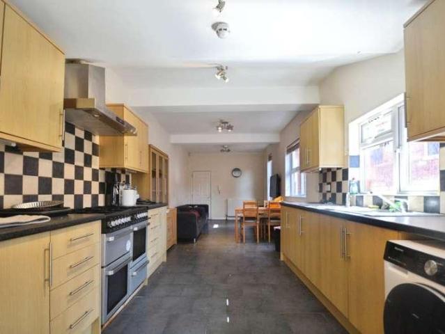 1 bed house to rent