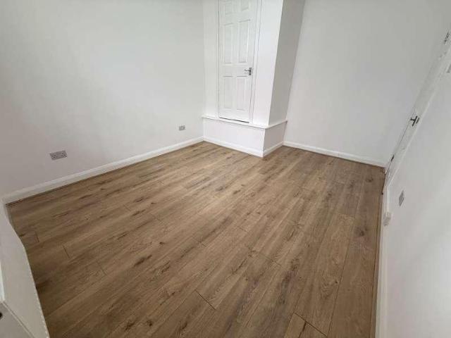 1 bed house to rent