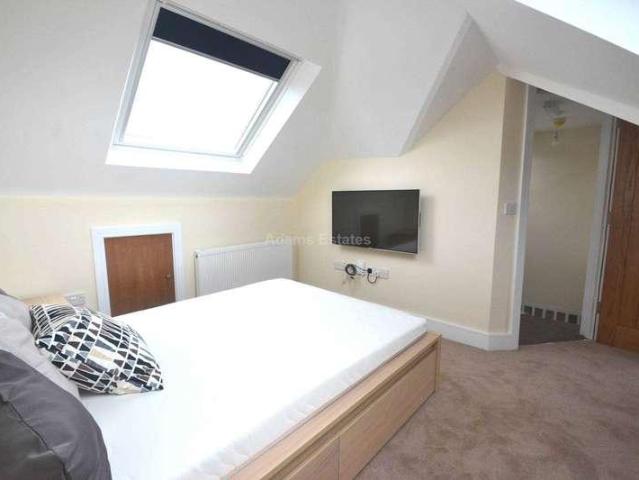 1 bed house to rent