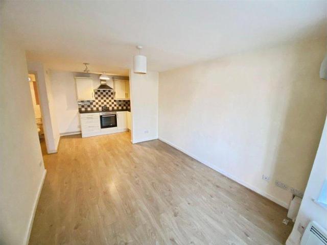 1 bed house to rent