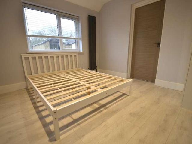 1 bed house to rent