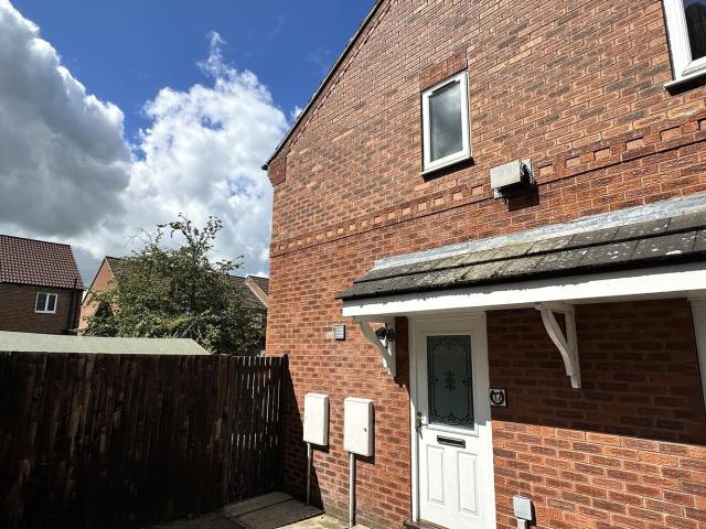 1 Bed House Townhouse to let