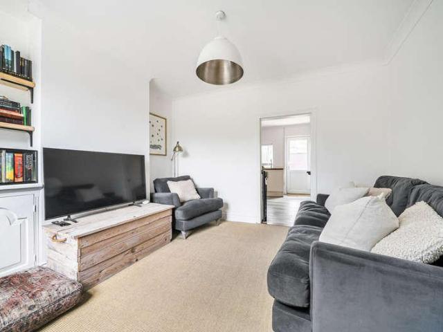 1 bed house for sale