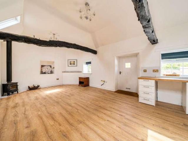 1 bed house for sale