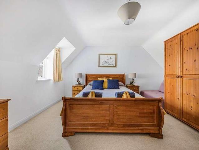 1 bed house for sale