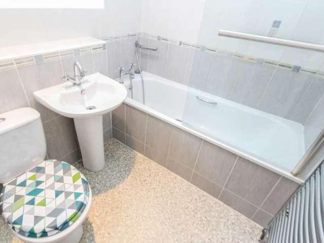 1 bed house for sale