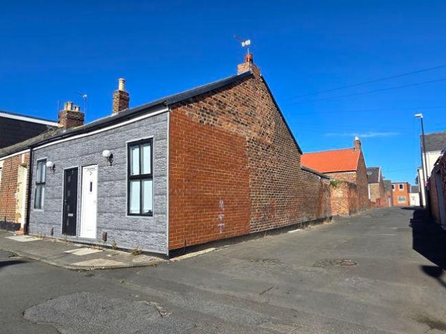 1 bed house for sale
