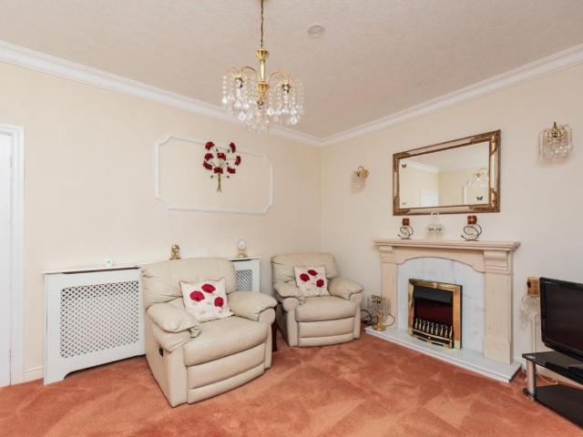 1 bed house for sale