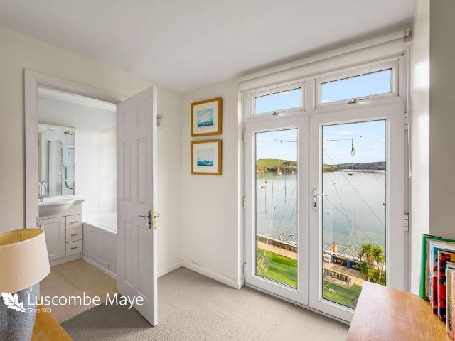 1 bed house for sale