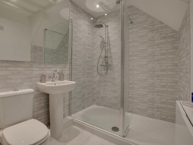 1 bed house for sale