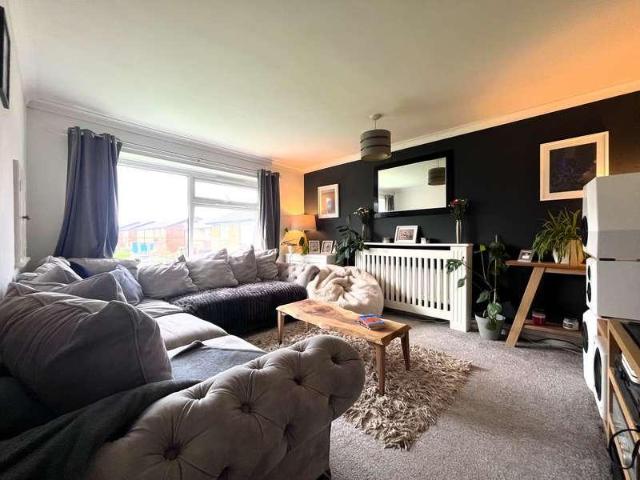 1 bed house for sale
