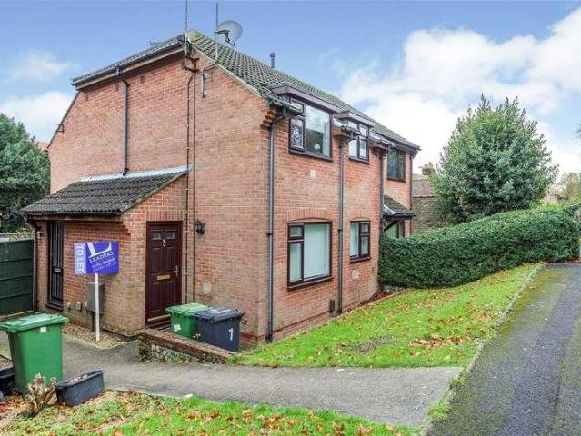 1 bed house for sale