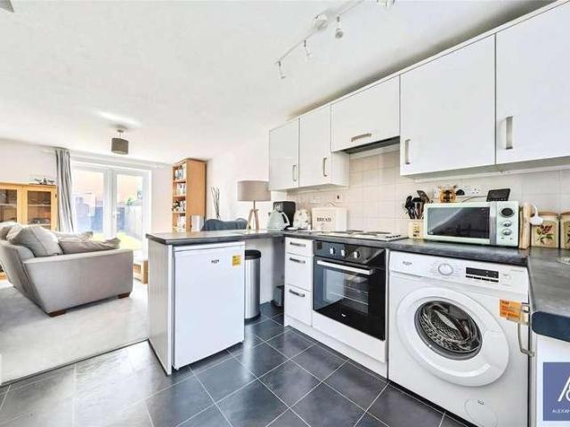 1 bed house for sale
