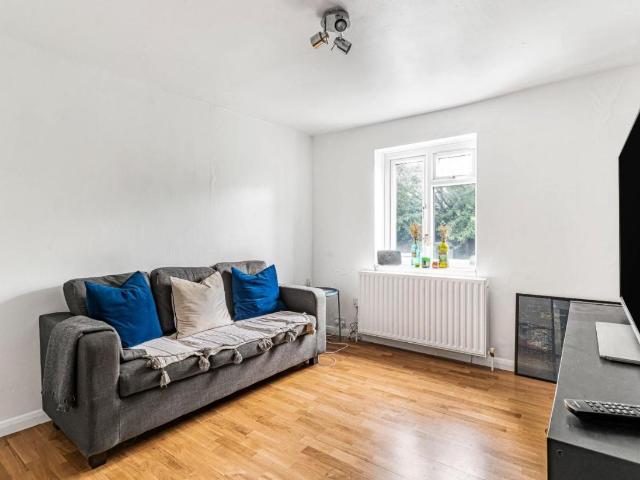 1 bed house for sale