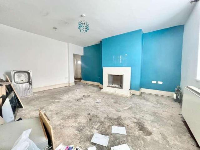 1 bed house for sale