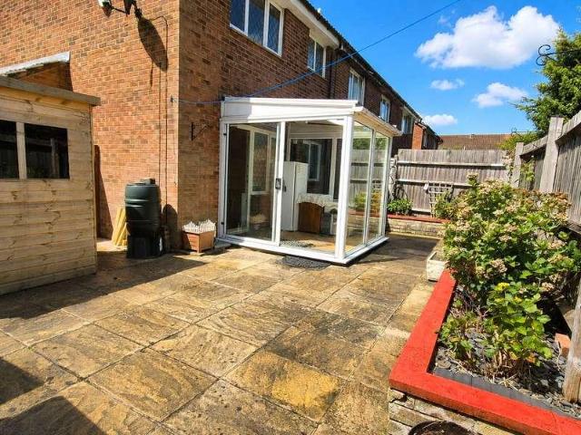 1 bed house for sale