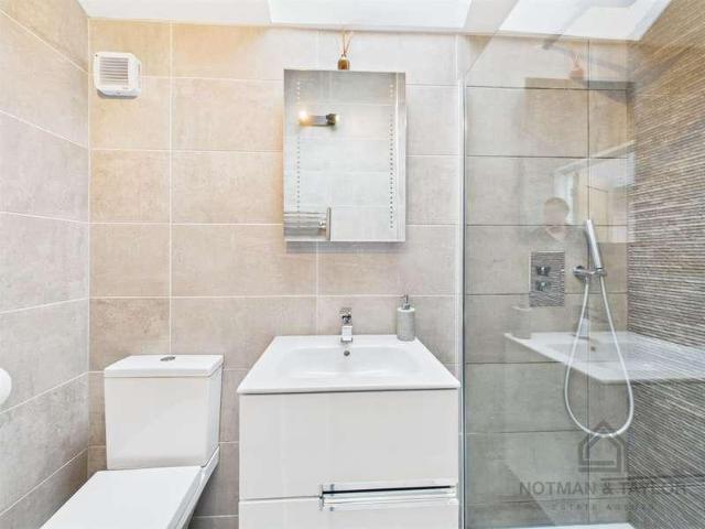 1 bed house for sale