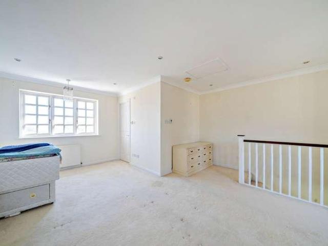 1 bed house for sale