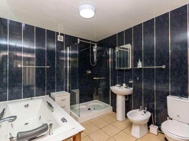 1 bed house for sale