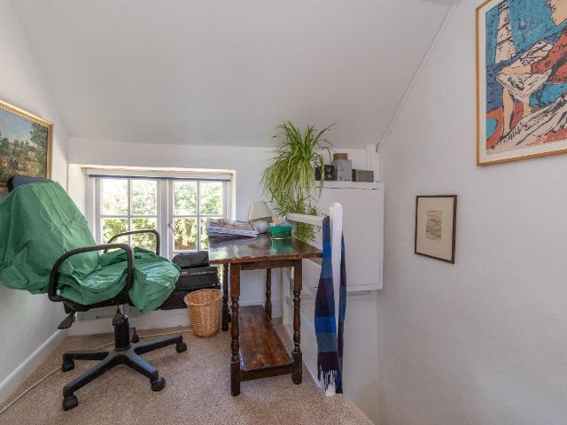 1 bed house for sale